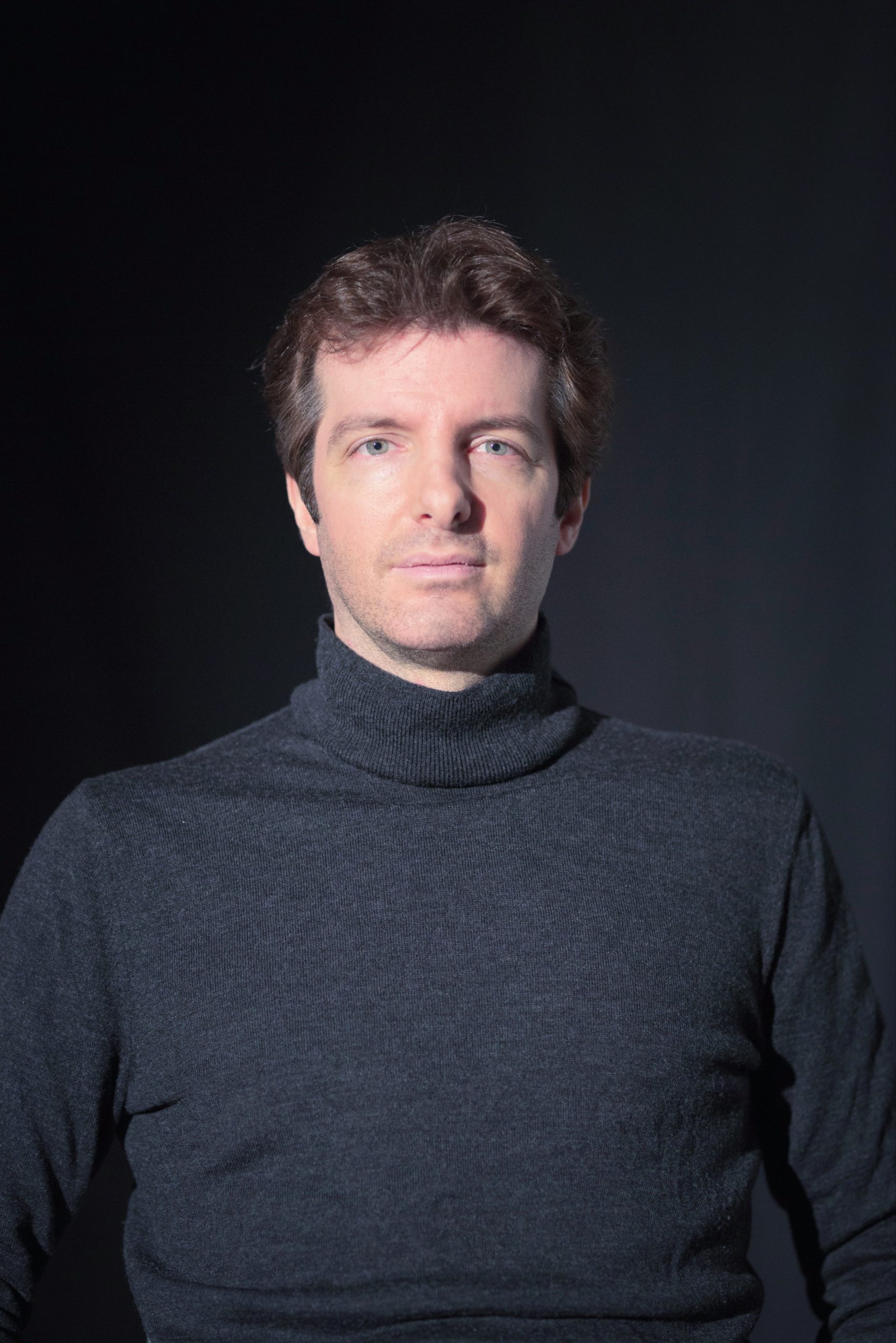 Adam Voice – Hypnotika